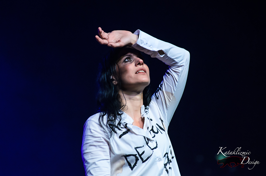 Lacuna Coil Tours with New 'Family' - Concert Review