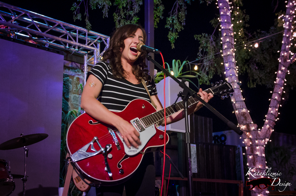Jane N' The Jungle 'Shakes Out' New Video - Burning Hot Events