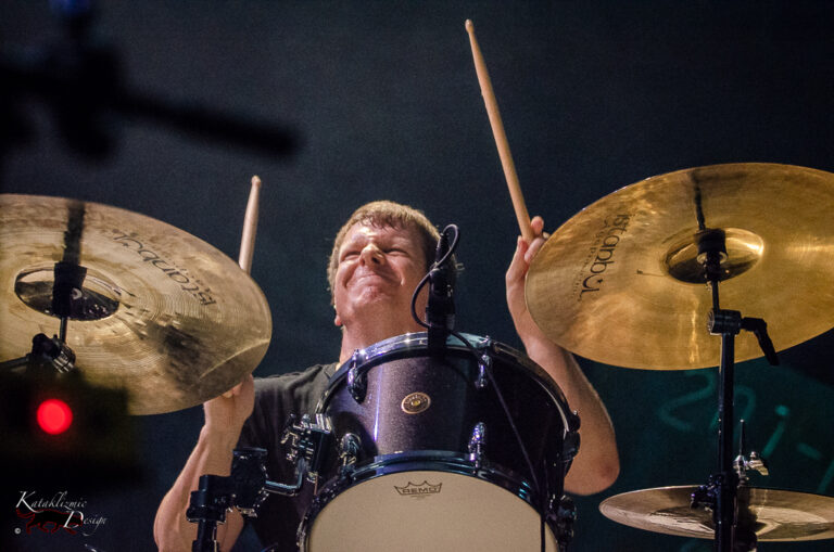 My Chemical Romance Makes Tacoma Dome Sweat - Burning Hot Events